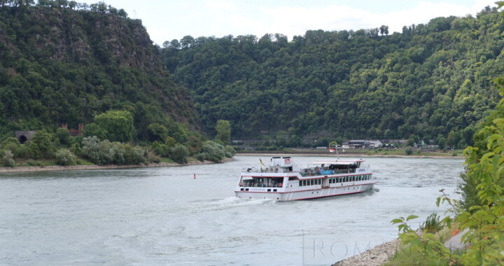 Lorelei | Rhine Gorge, German Legend - Roman Geek