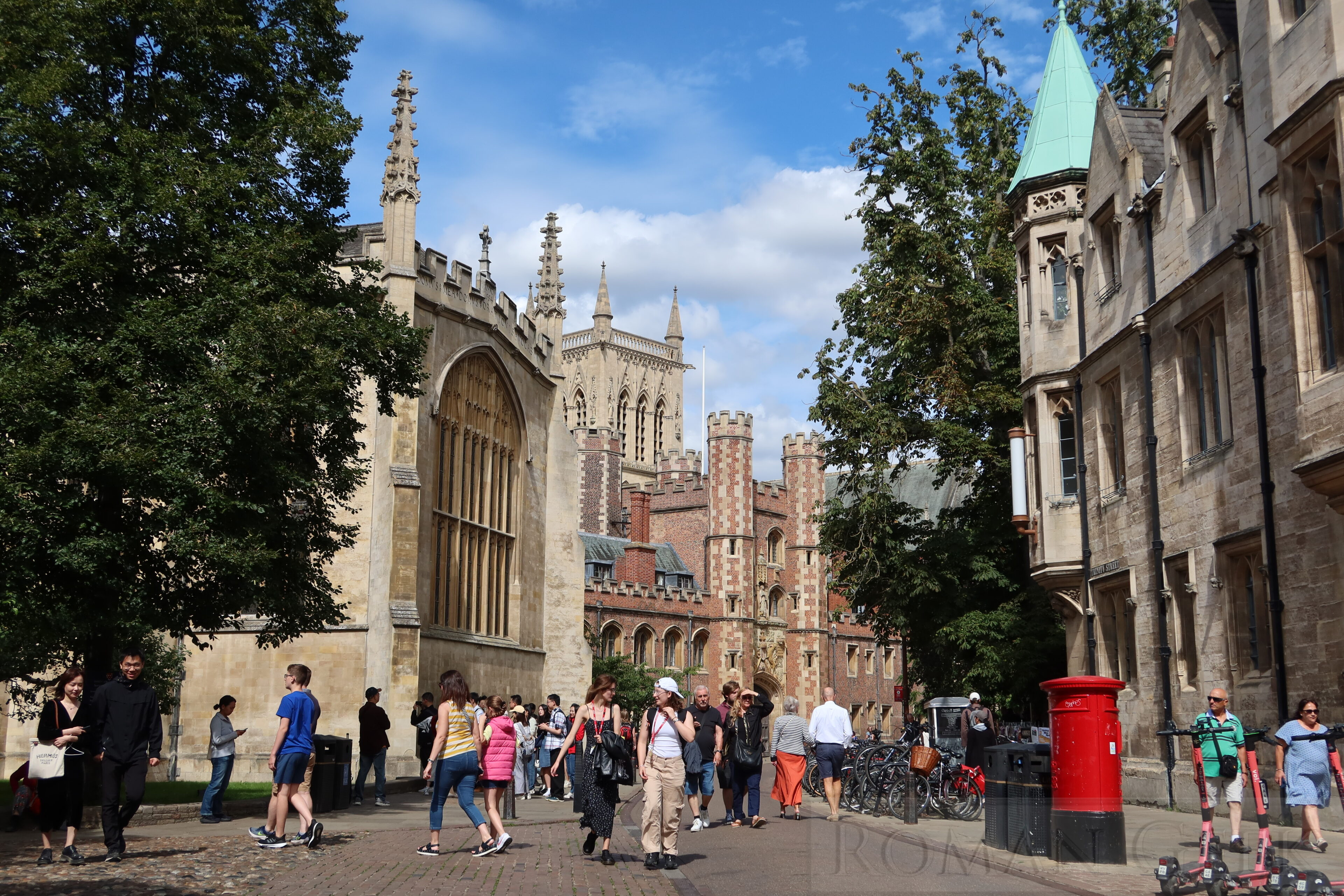 Cambridge - Roman Geek